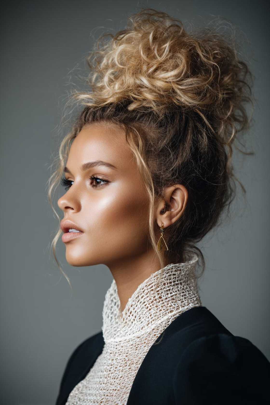 19+ Cute Ways to Wear Your Hair Up (Top Knots & Face-Framing Looks ...
